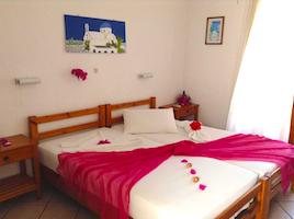 Matt Barrett's Guide to Hotels in Greece: Paros